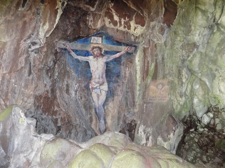 The Mysterious Davaar Island, Scotland, and the Jesus Cave – Creative ...